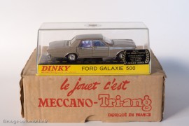 Les Dinky Toys série 1400 – Filrouge automobile